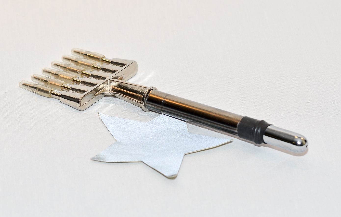 Devil’s Fork Electrode – CyberPup Art & Glow